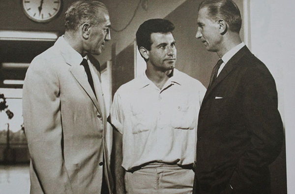 Metin Oktay’ın Gençlik Basamaklarının İzinde – Dinyakos